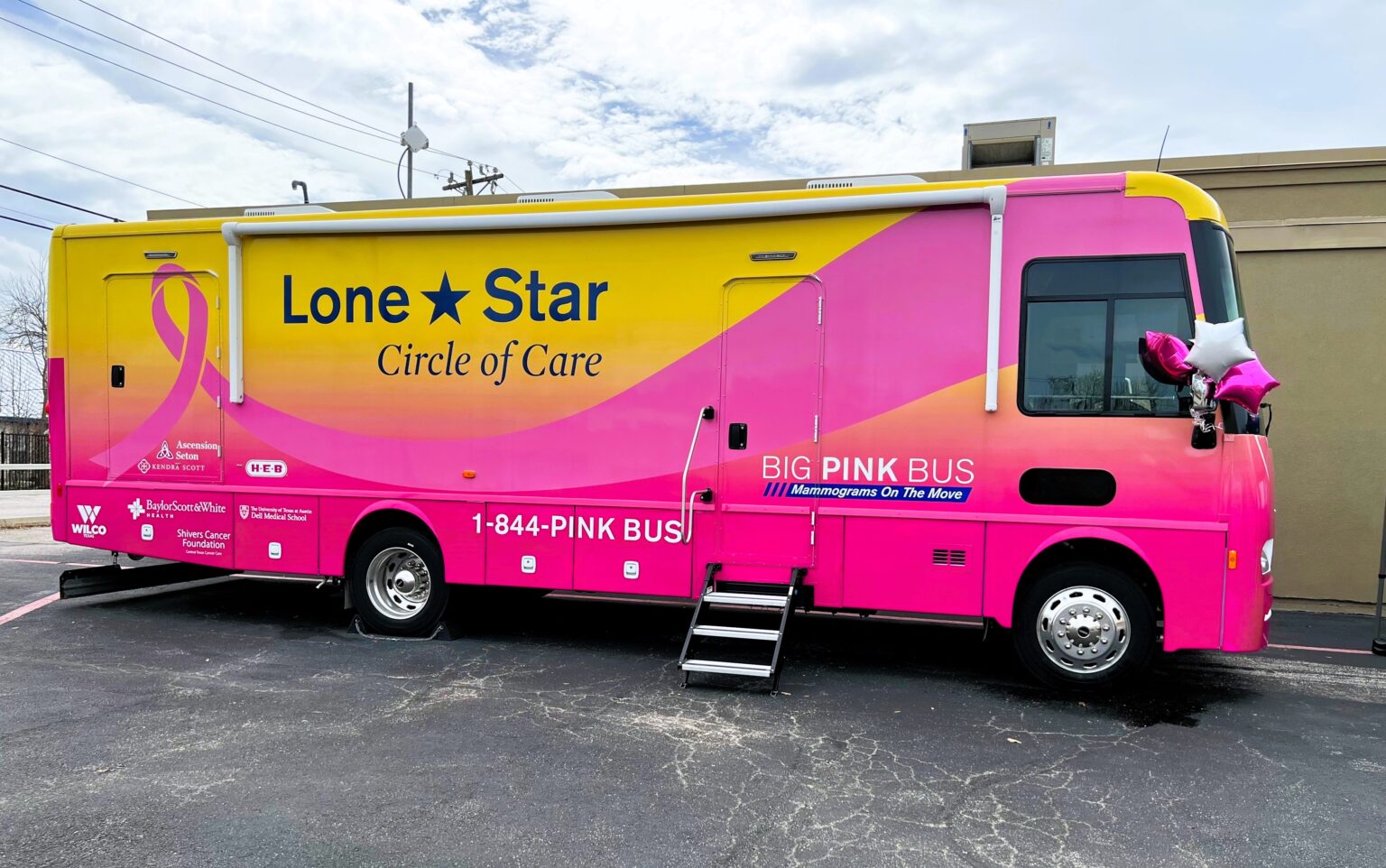 Big Pink Bus Services Resume with New Unit - Lone Star Circle of Care