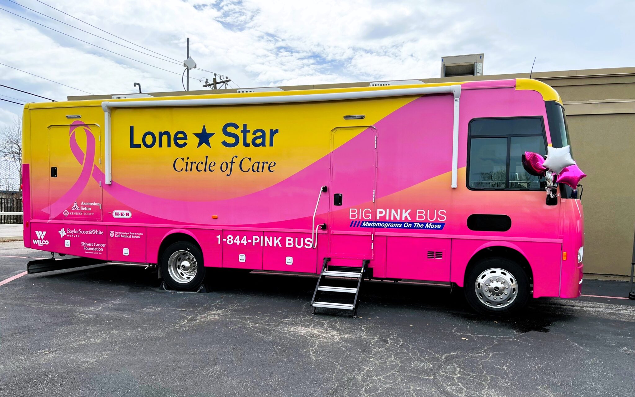 Big Pink Bus Services Resume with New Unit - Lone Star Circle of Care